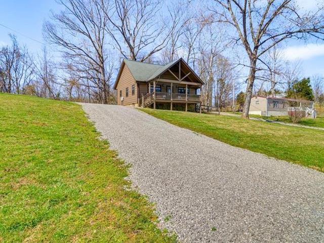825 State Park Rd, Burkesville, KY 42717