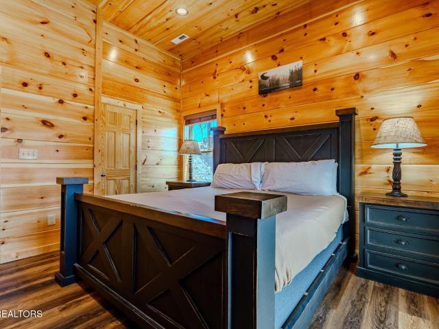 825 String Run Way St, Pigeon Forge, TN 37863 | MLS #3278