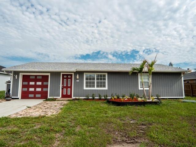 825 SW Canary Ter, Port Saint Lucie, FL 34953