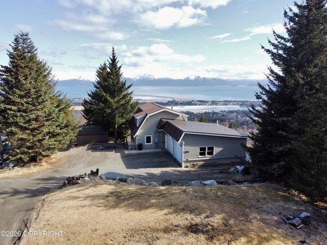 825 Rosebud Ct, Homer, AK 99603