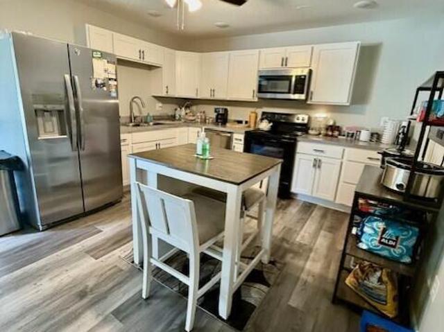 825 W FRONT Street