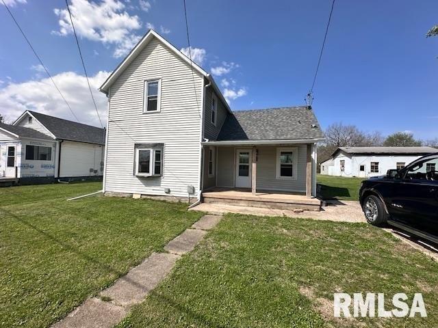 825 W Old Locust St, Canton, IL 61520