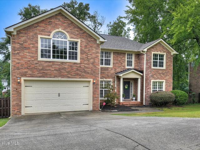 825 Woodberry Drive