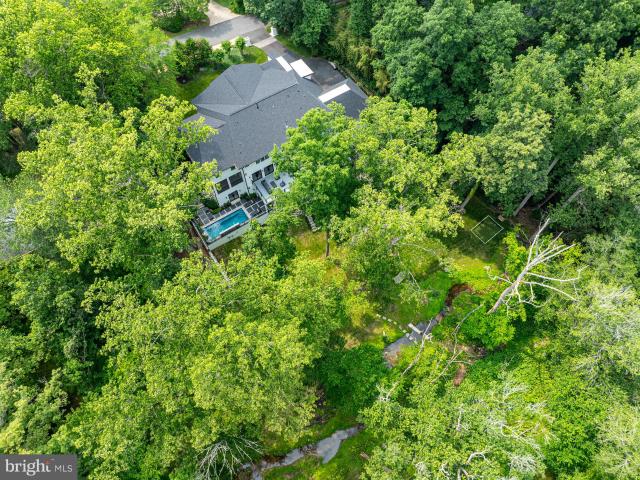 825 Whann Ave, McLean, VA 22101 | MLS #VAFX2301 | Compass