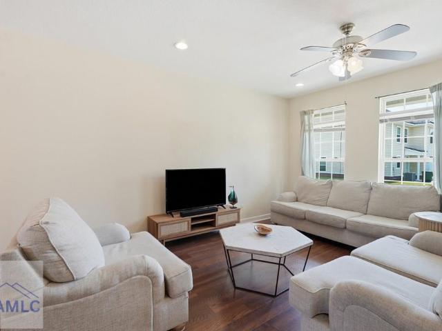 825 Terrell Drive