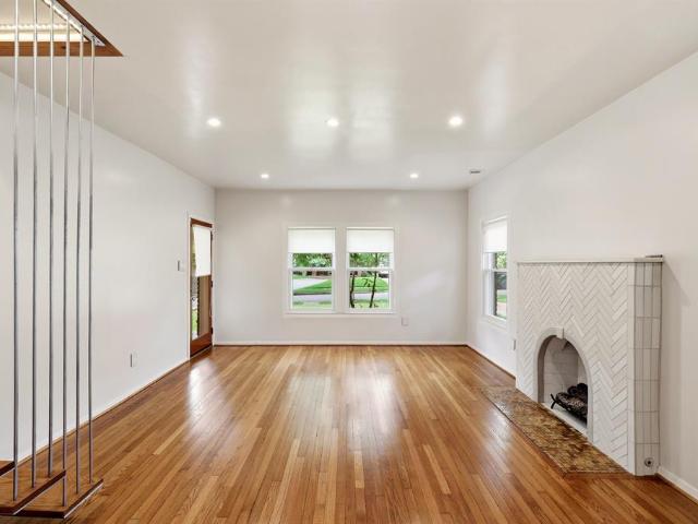 825 Thomasson Drive