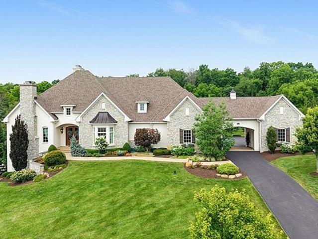 8264 W Fall Creek Dr, Pendleton, IN 46064