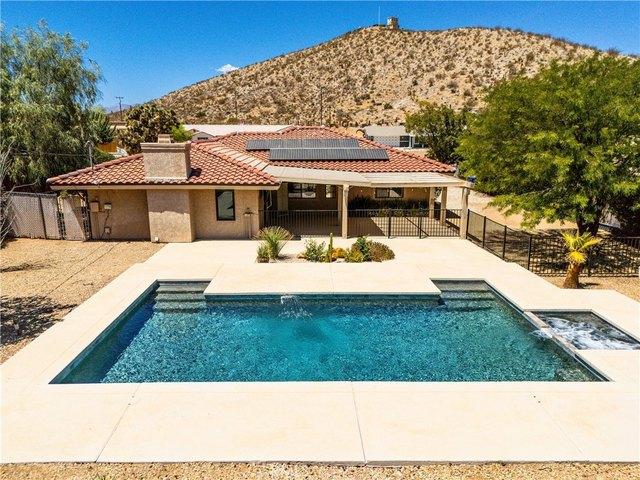 8265 Balsa Ave, Yucca Valley, CA 92284