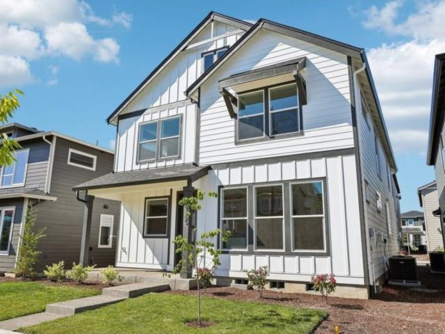 8265 SE Quincy St, Hillsboro, OR 97123