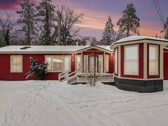 8266 Cedar Rd, South Branch, MI 48761
