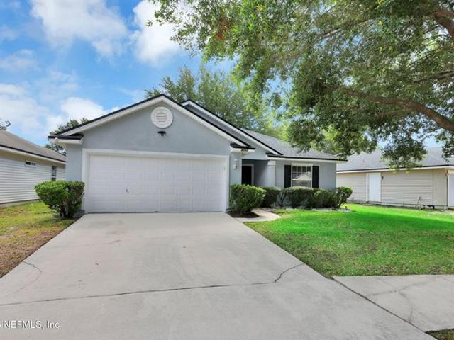 8267 Stelling Dr, Jacksonville, FL 32244