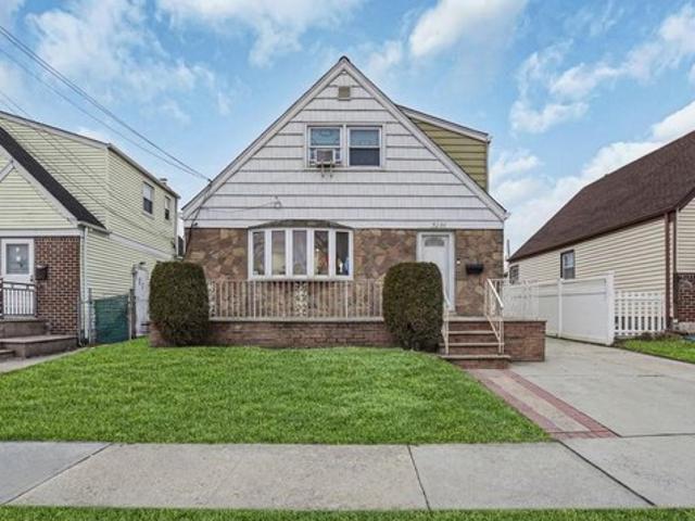 8268 Little Neck Pkwy, Floral Park, NY 11004