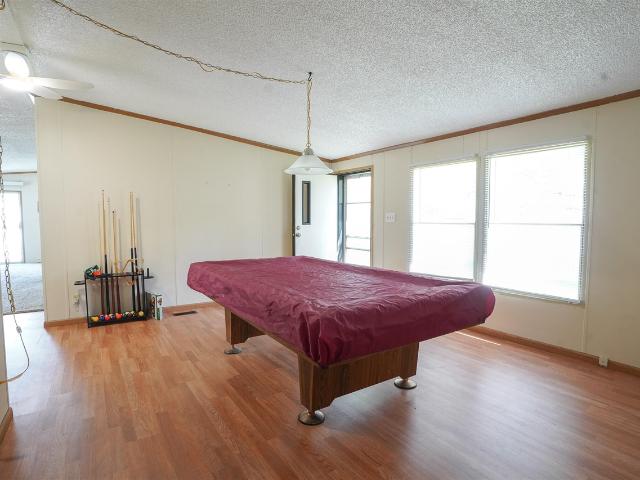 8260 Earls Court