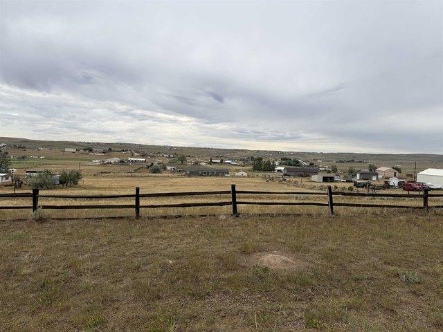 8260 Geary Dome Rd, Evansville, WY 82636