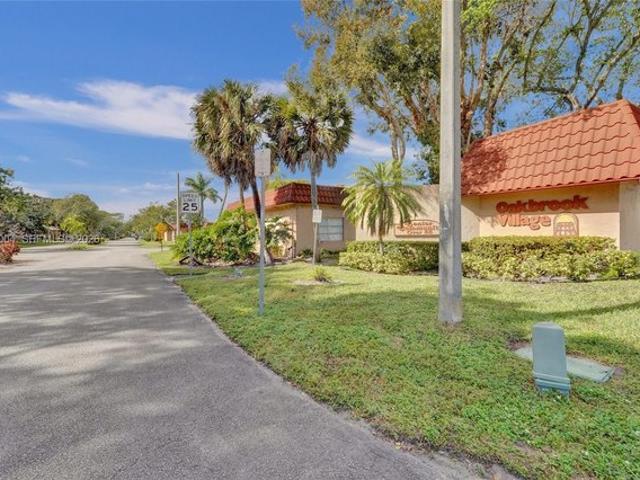8260 SW 24th St Apt 6210, North Lauderdale, FL 33068