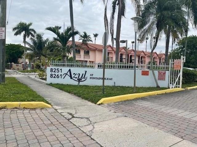 8261 NW 8th St #136, Miami, FL 33126