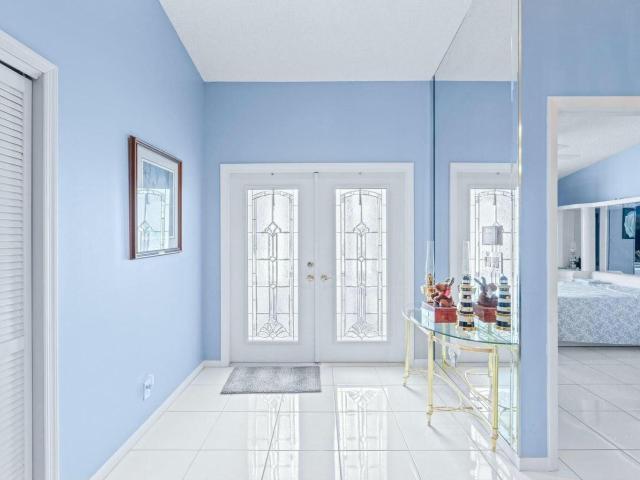 8261 Lake Cypress Rd, Lake Worth, FL 33467 | MLS #R11137
