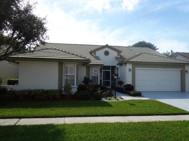 8261 Lake Cypress Rd, Lake Worth, FL 33467