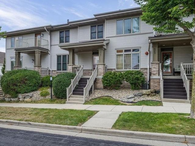 8261 Starr Grass Dr, Madison, WI 53719
