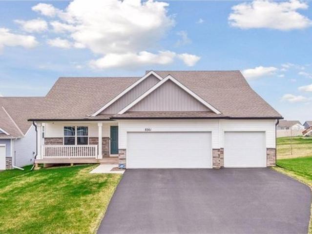 8261 Saddle Trl, Woodbury, MN 55129