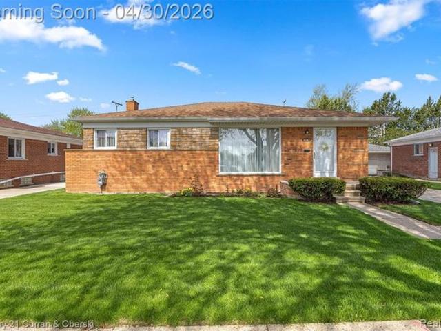 8262 Vine Ave, Allen Park, MI 48101