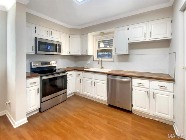 826 Catskill Dr, St. Louis, MO 63125 | MLS #26002 | Compass