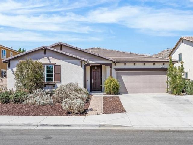826 Genaro Dr, Perris, CA 92571
