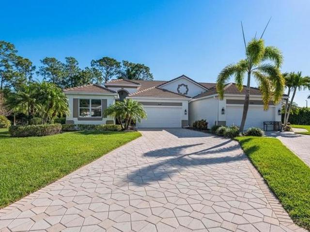 826 Grafton Ct, Naples, FL 34104