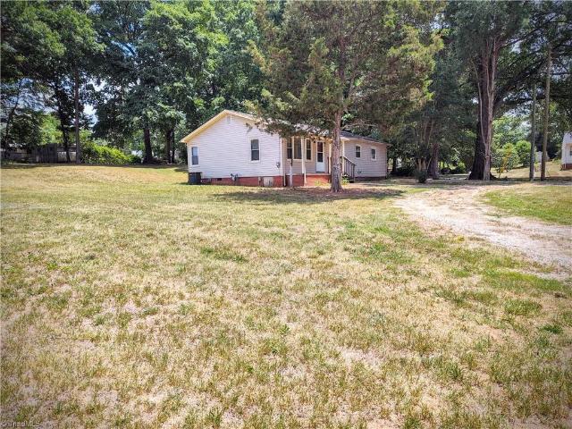 826 Graylyn Drive