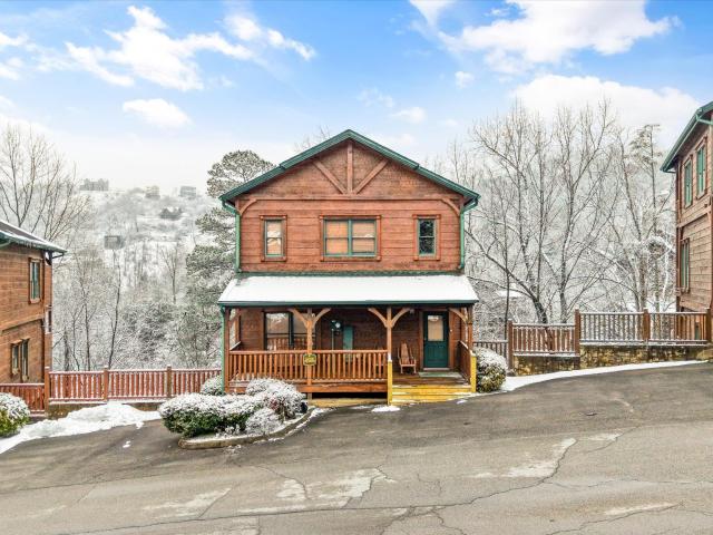 826 Great Smoky Way