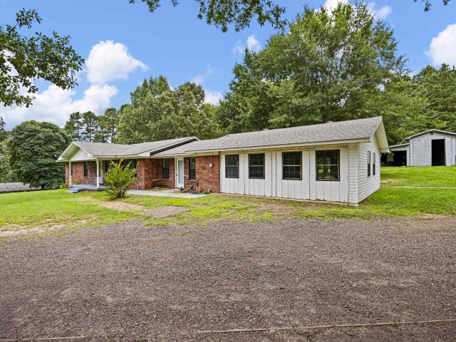 826 E 164 Highway
