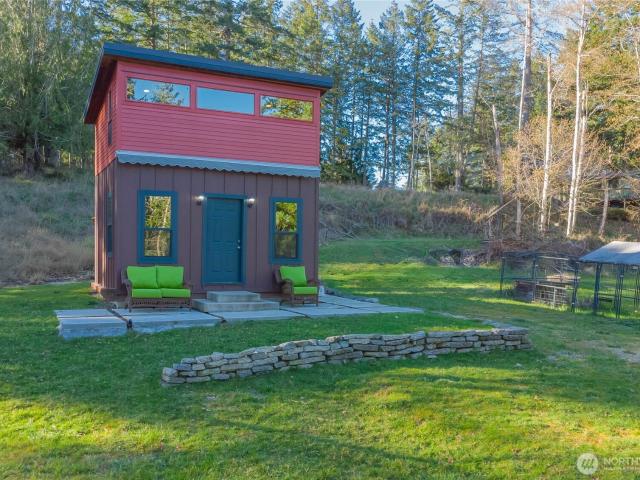 826 E Herron Blvd NW, Lakebay, WA 98349 | MLS #2487