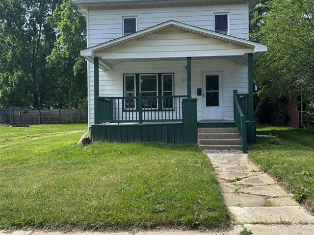 826 E Mount Morris Street