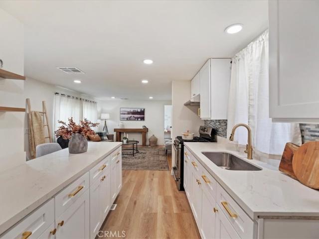 826 E Rte 66, Glendora, CA 91740 | Compass