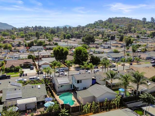 826 Ellen Lane