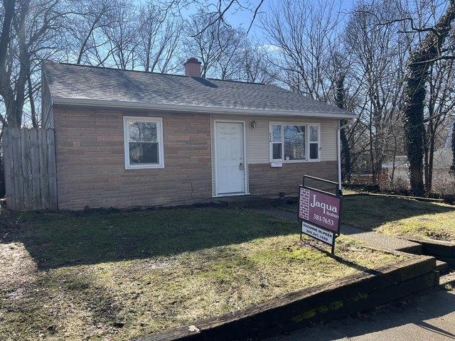 826 Fulton St, Kalamazoo, MI 49001