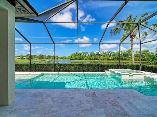 826 Honeyflower Loop, Bradenton, FL 34212 | MLS #A4685