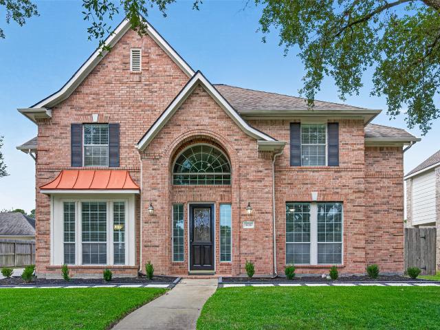 826 Ivory Ridge Lane