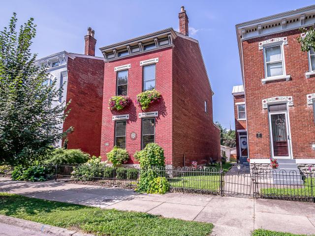 826 Monroe Street