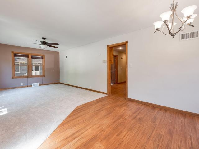 826 N Main St