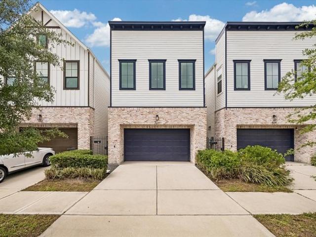 826 Nadine St, Houston, TX 77009