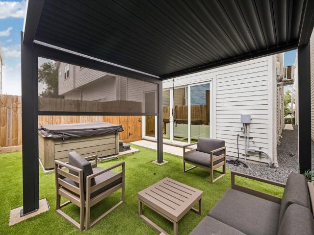 826 Nadine Street