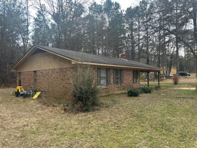 826 New Light Rd