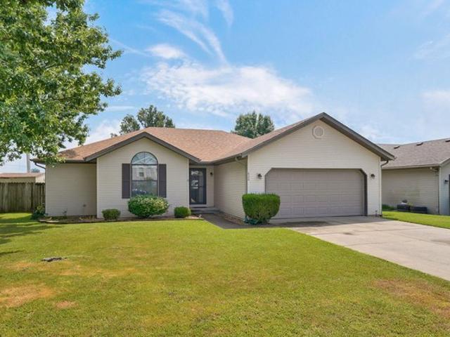 826 S Chinkapin Ave, Nixa, MO 65714