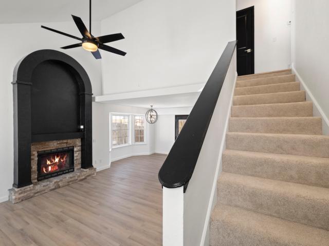 826 S Hickory Lane