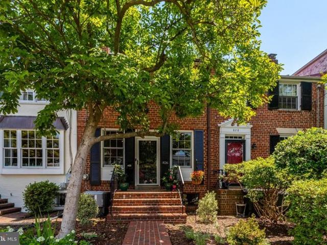 826 S Royal St, Alexandria, VA 22314