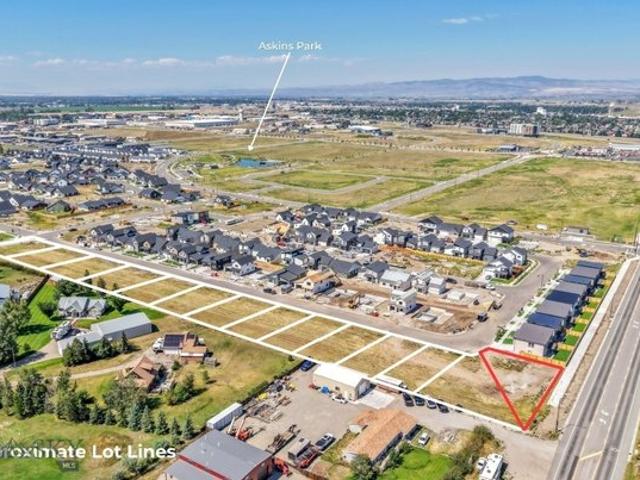 826 Spaniel Ln, Belgrade, MT 59714