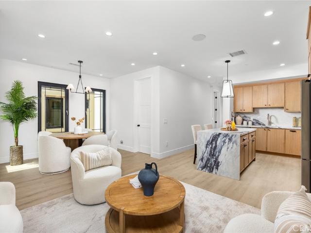 826 Sunset Blvd, Unit B, Arcadia, CA 91007 | MLS #AR26077