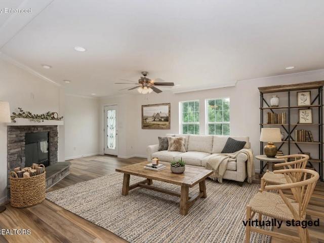 826 Sweetwater Rd
