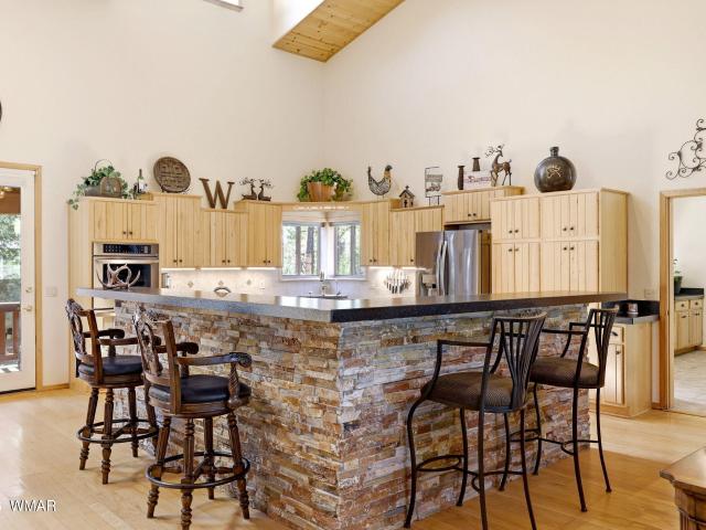 826 Pine Creek Circle